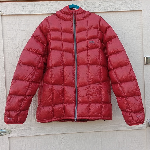 Golite | Jackets & Coats | Golite Mens 85 Down Filled Red Quilted ...